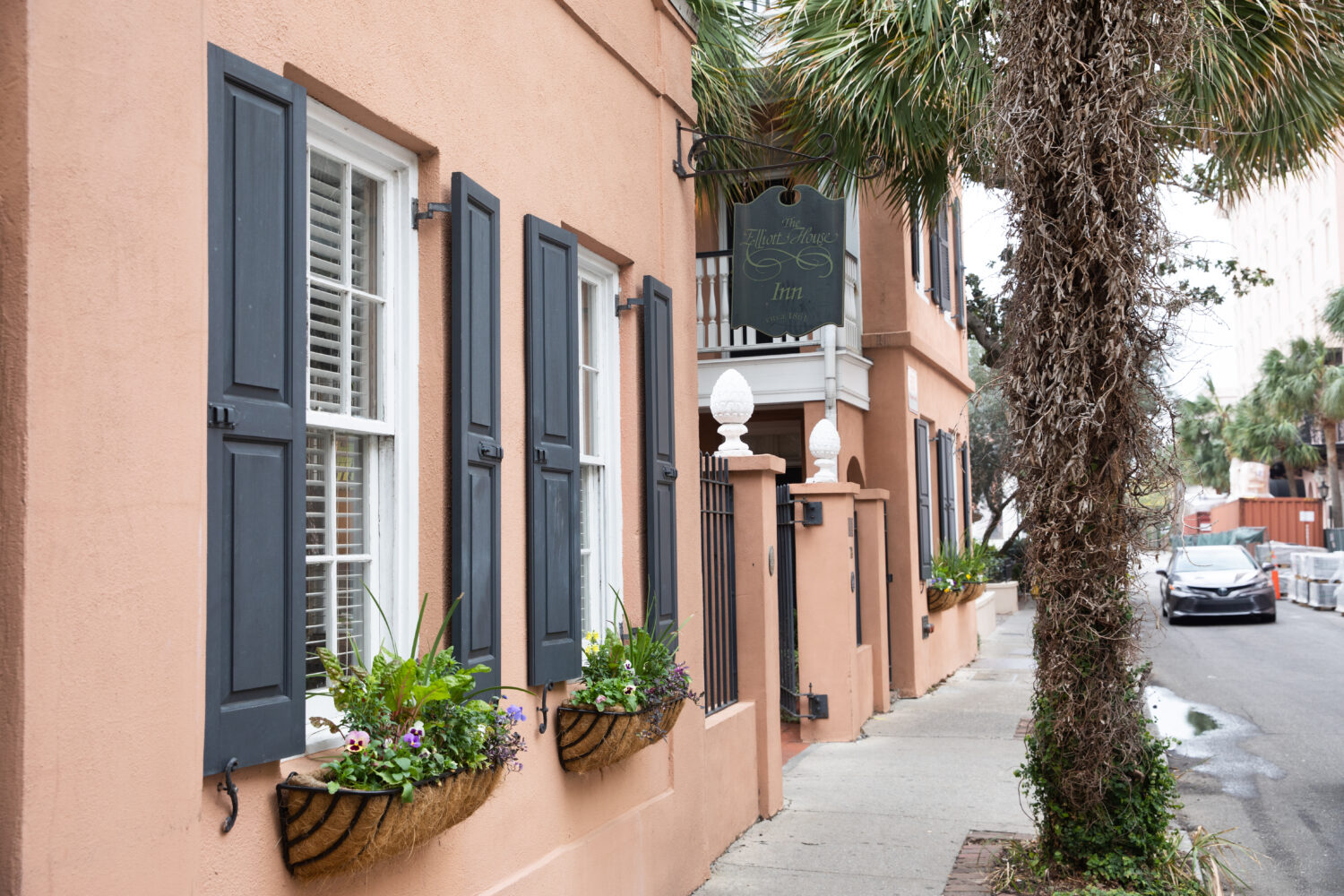 The Elliott House Inn | Charleston Guru