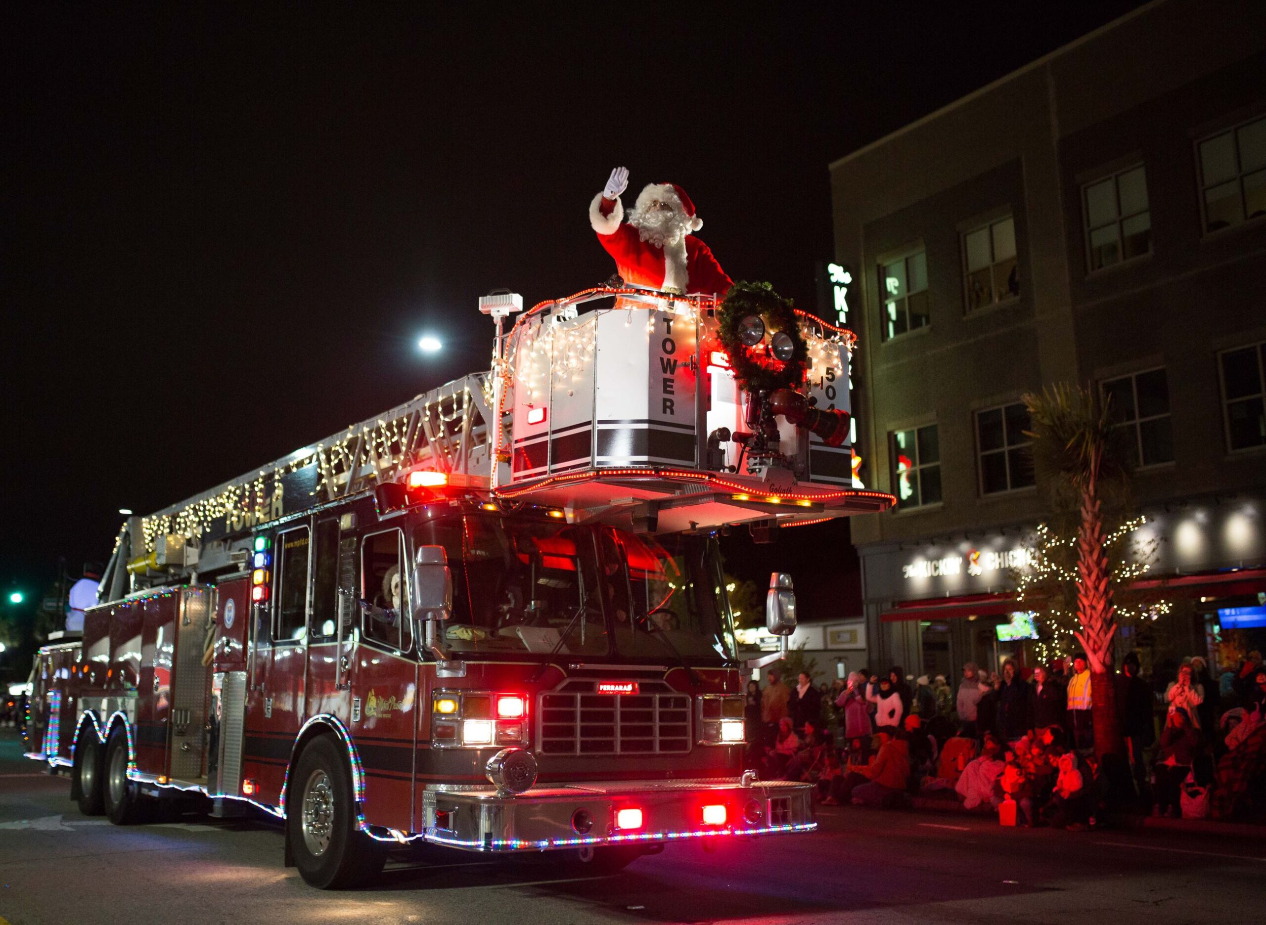 28th Annual Christmas Light Parade | Charleston Guru