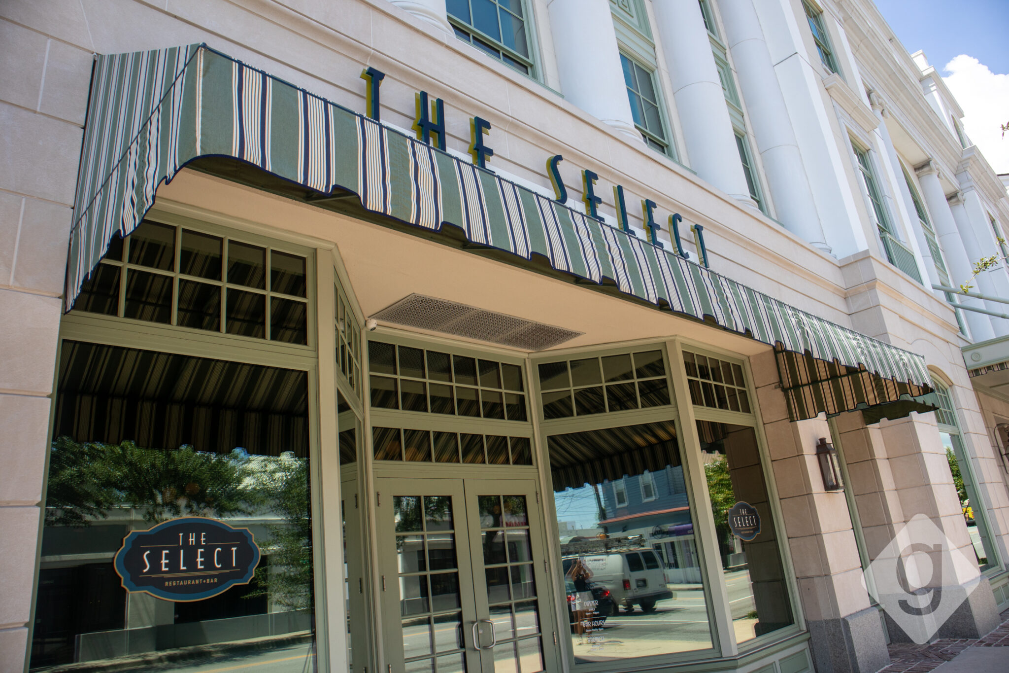 A Look Inside: The Select | Charleston Guru